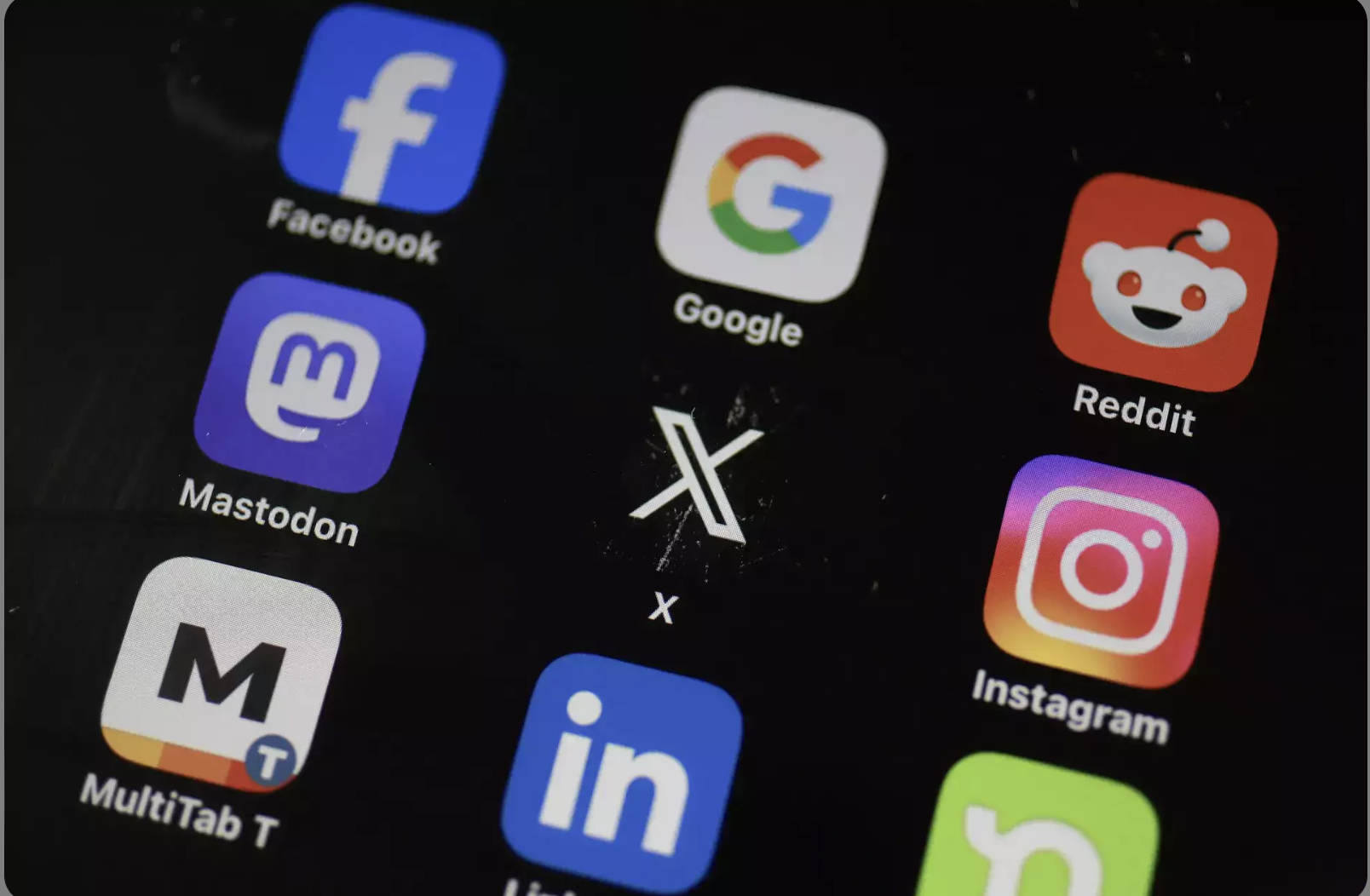 Govt directs social media, generative AI platforms to comply with IT rules - Creative First